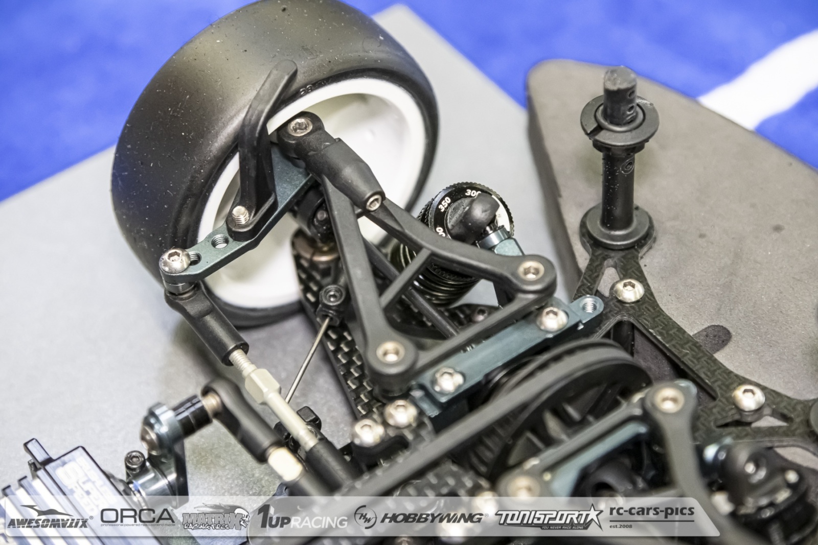 Under the Hood – Ronald Völker`s Mugen Seiki MTC-2R | ETS | Euro Touring Series