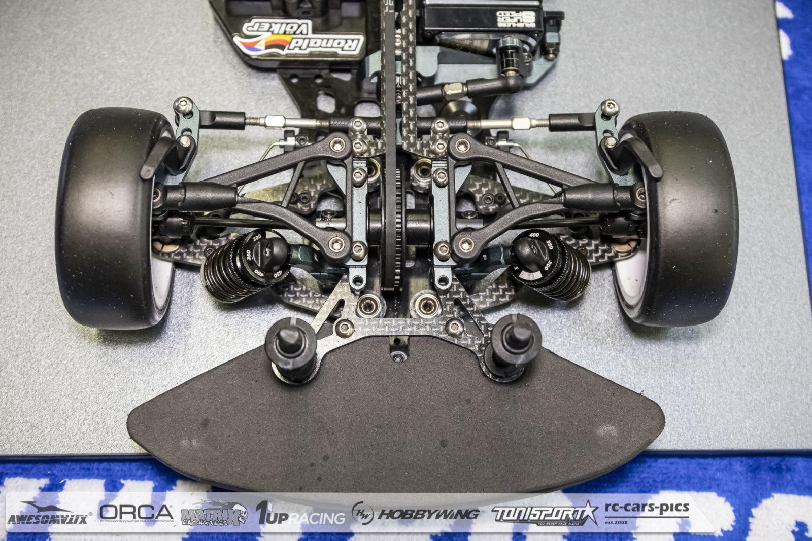Under the Hood – Ronald Völker`s Mugen Seiki MTC-2R | ETS | Euro Touring Series