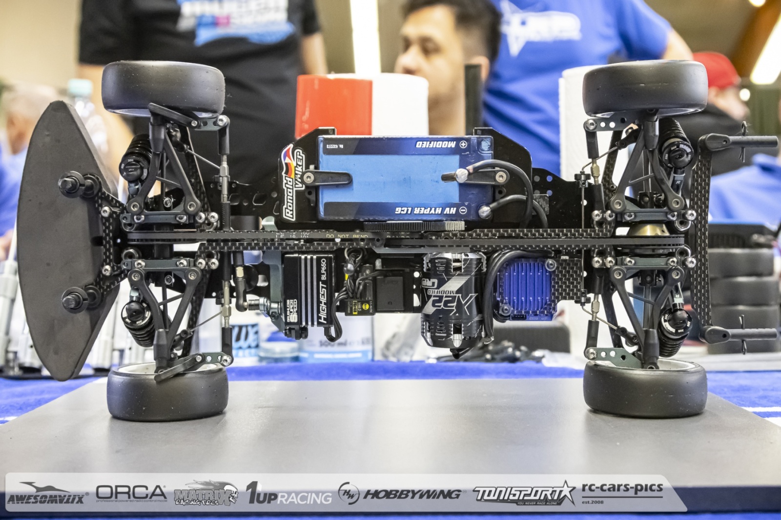 Under the Hood – Ronald Völker`s Mugen Seiki MTC-2R | ETS | Euro Touring Series