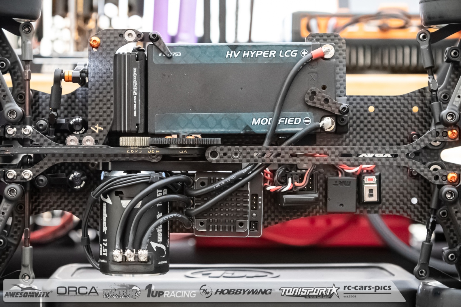 Under the Hood – Jacques Libar`s Xray X4F-2024 | ETS | Euro Touring Series